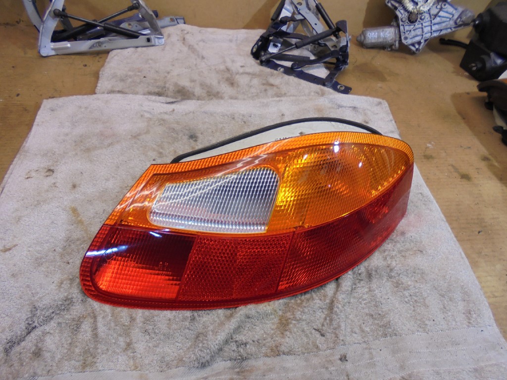 Porsche 986 Boxster Right Rear Light 98663140402 986 O/S/R Light ...