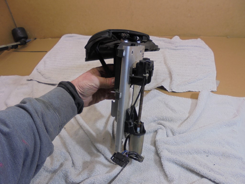 Porsche 996 Cabriolet Right Side Roof Flap and Actuator 99656117601 996 ...