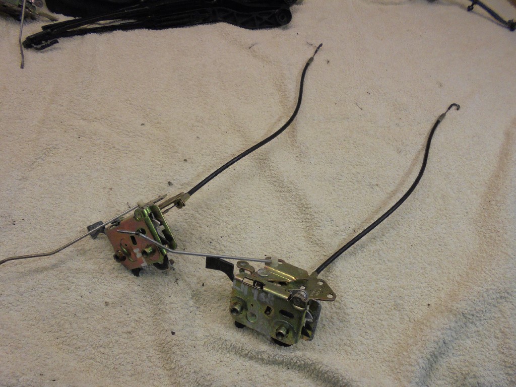 Porsche RHD 968 Coupe Left Side Inner Door Lock Mechanism 92753705310 ...
