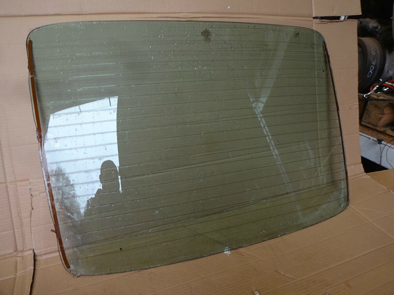 PORSCHE 911 REAR WINDSCREEN PORSCHE 911 3.2 REAR WINDOW 3.0 SC REAR GLASS