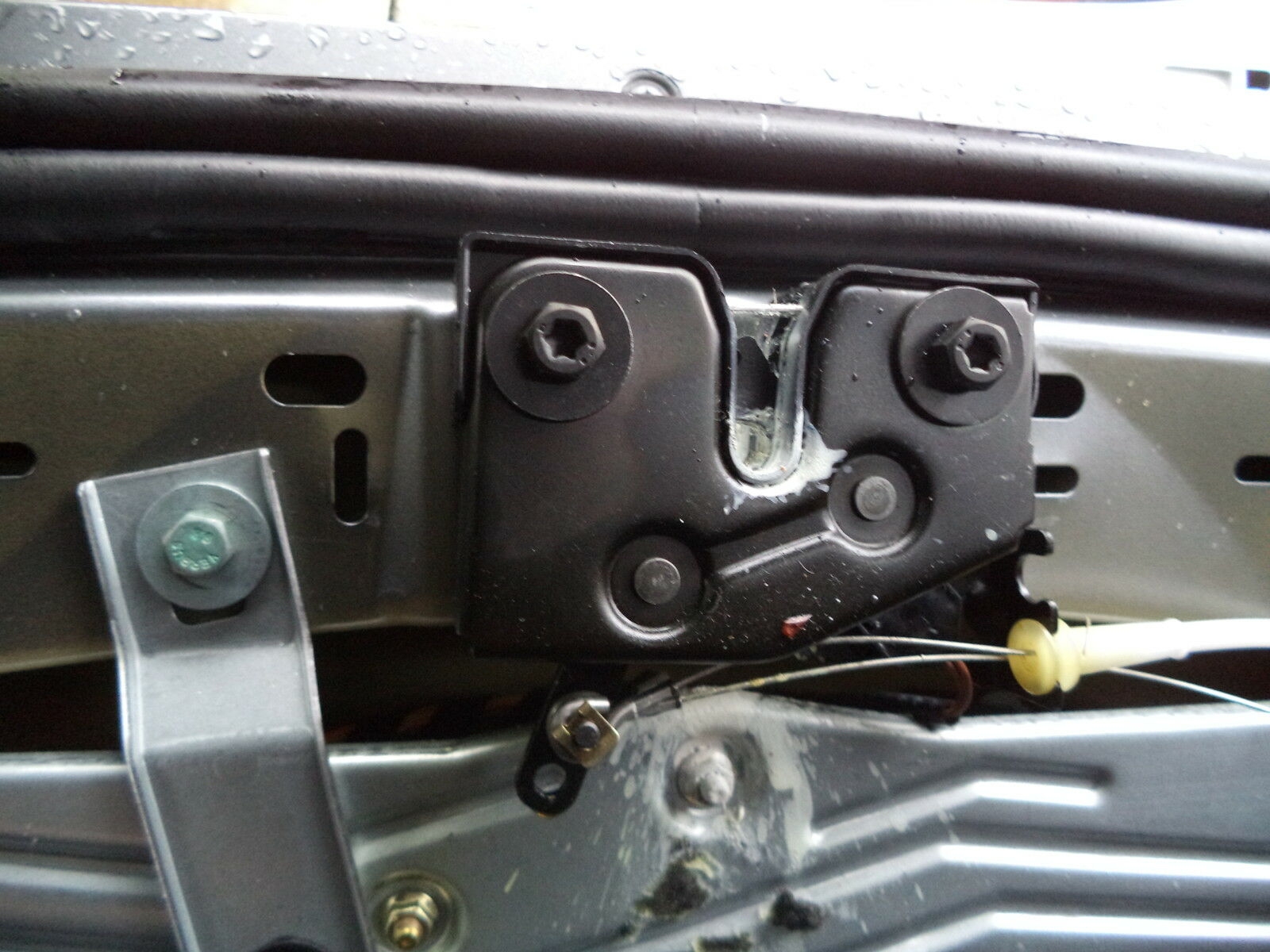PORSCHE BOXSTER S 987 REAR BOOT CATCH MECHANISM HF05GX