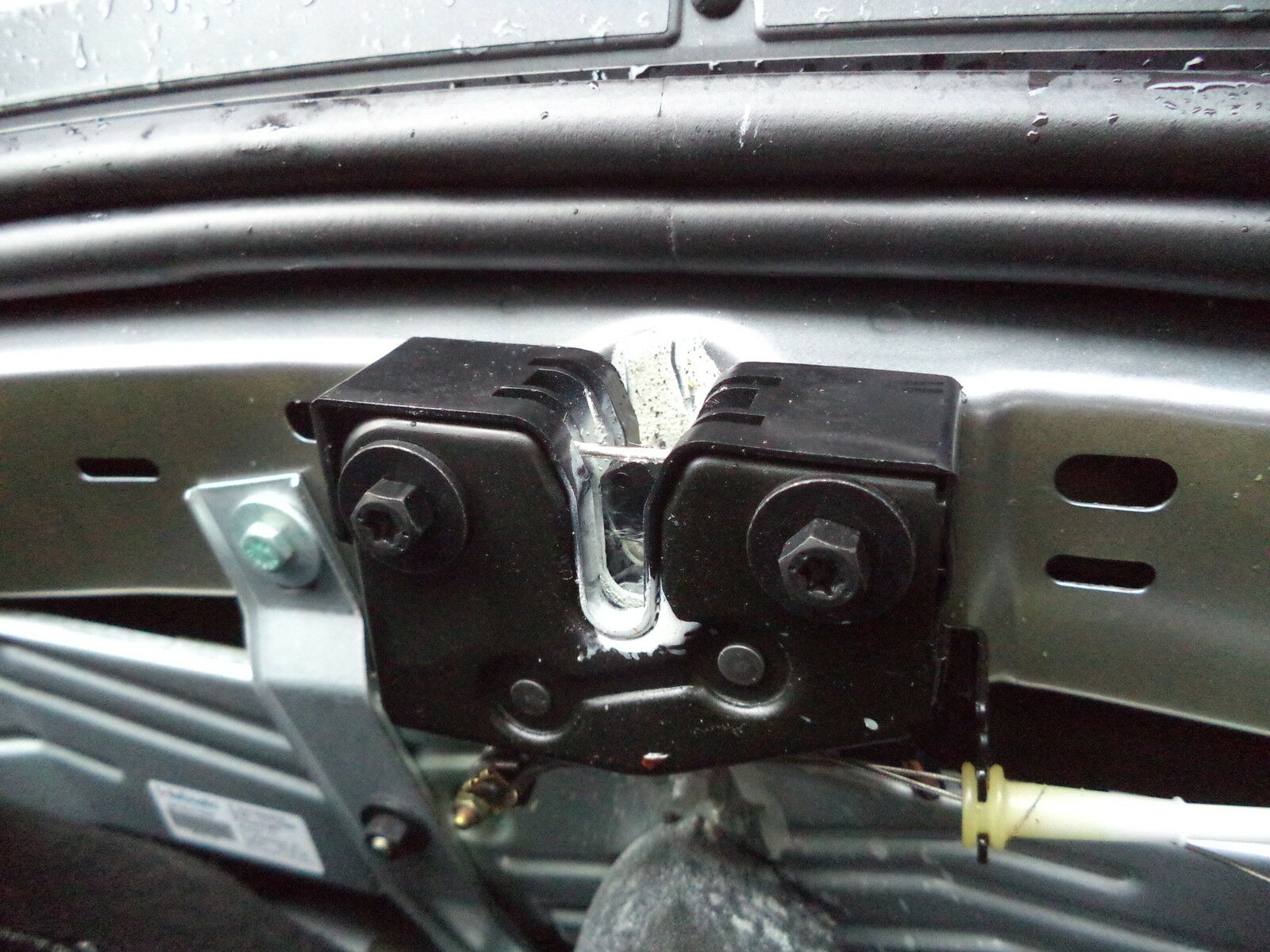 PORSCHE BOXSTER S 987 REAR BOOT CATCH MECHANISM HF05GX