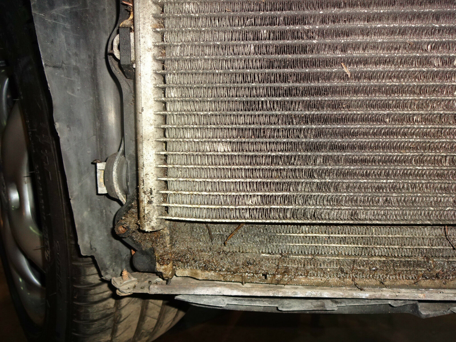 Porsche Boxster 986 Right Hand Radiator Pack Boxster Drivers Radiator ...