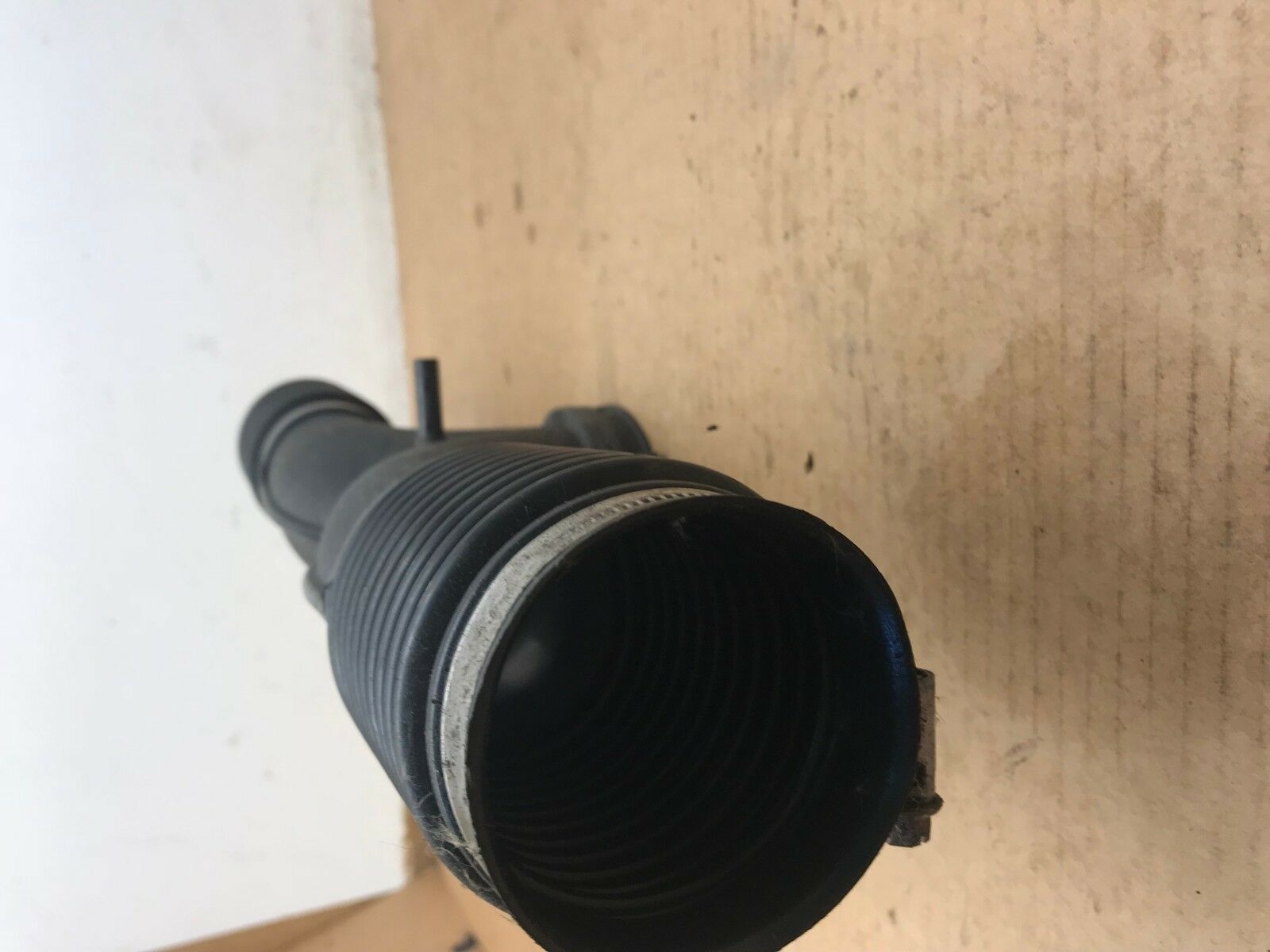 Porsche CAYENNE 955 4.5 AIR INTAKE HOSE PIPE TUBE EAS