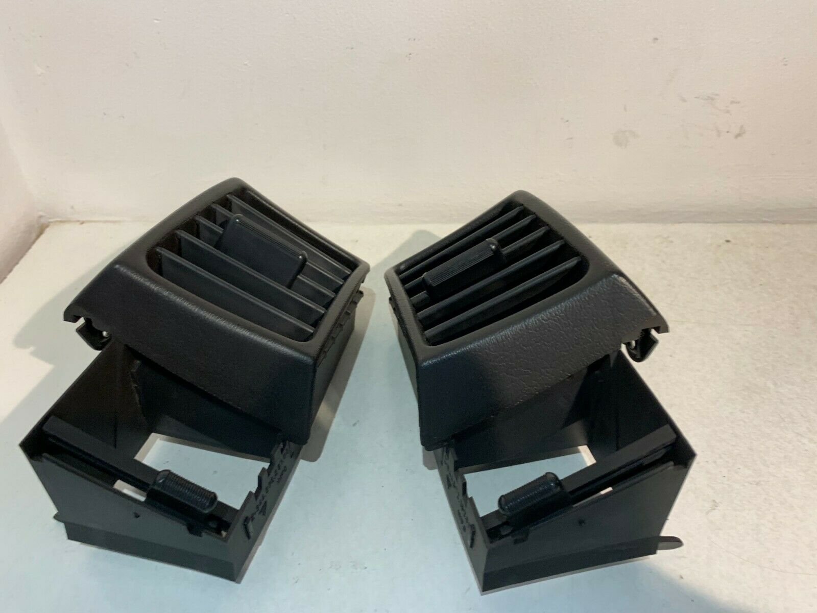 Porsche 968 944 Dash Air Vents 944.572.252.00 944 Black matched Pair ...