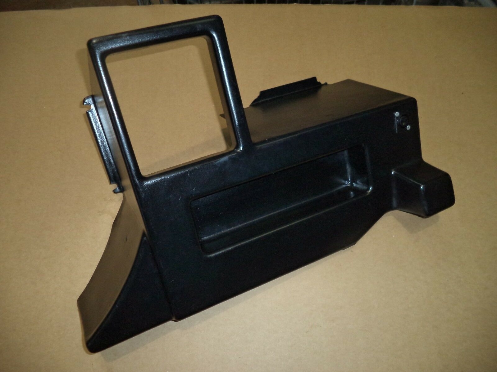 ASTON MARTIN DB7 i6 BOOT TRIM ASTON MARTIN DB7 BOOT PLASTIC TRIM