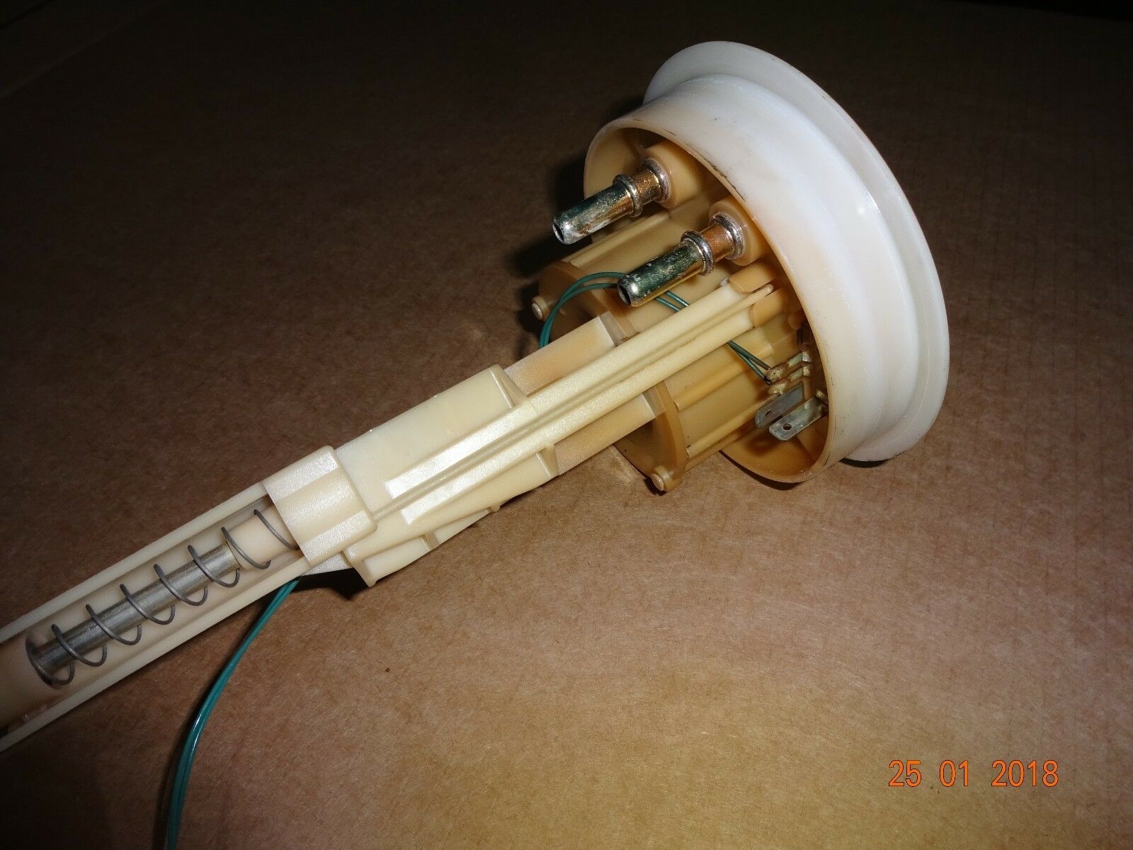 PORSCHE BOXSTER FUEL LEVEL SENDER PORSCHE BOXSTER FUEL GAUGE SENDER W292JNA