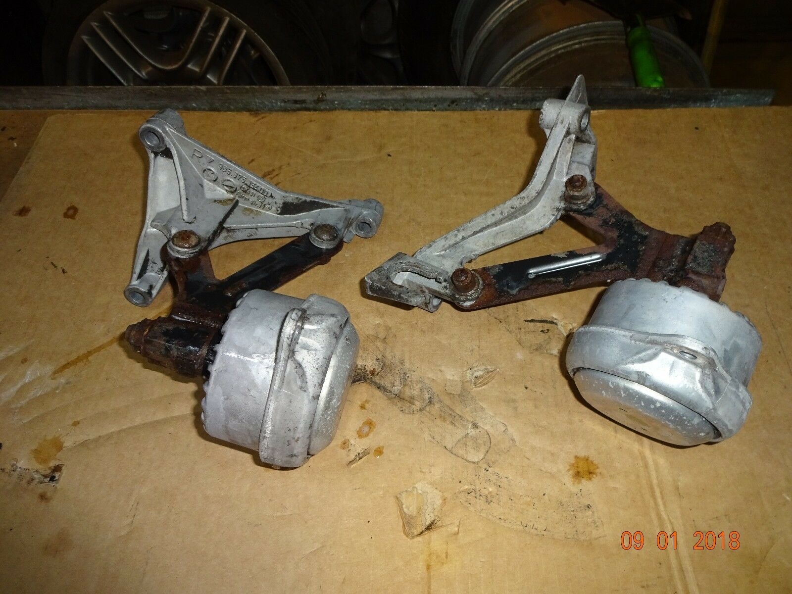 PORSCHE BOXSTER 986 TIPTRONIC GEARBOX MOUNT BOXSTER 2.5 TIPTRONIC MOUNT ...