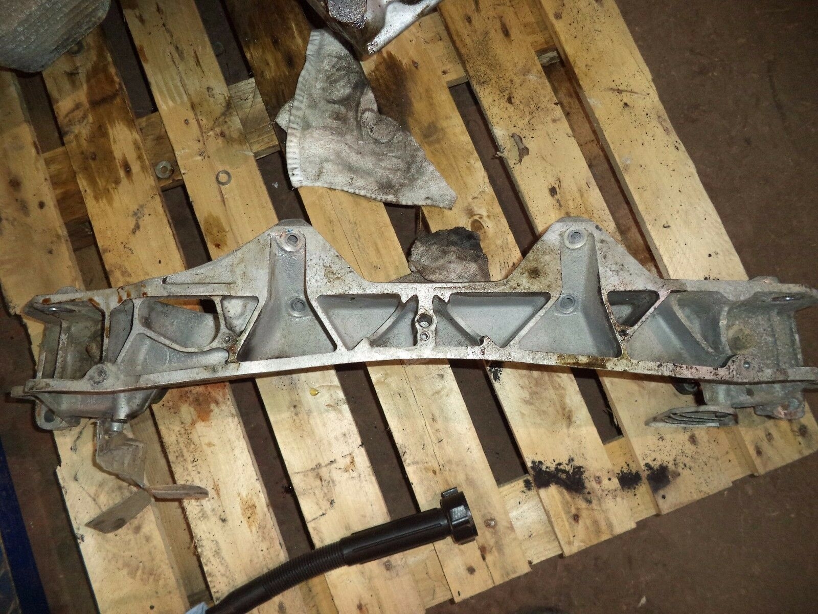 PORSCHE 944 TURBO ENGINE SUB FRAME MTMT