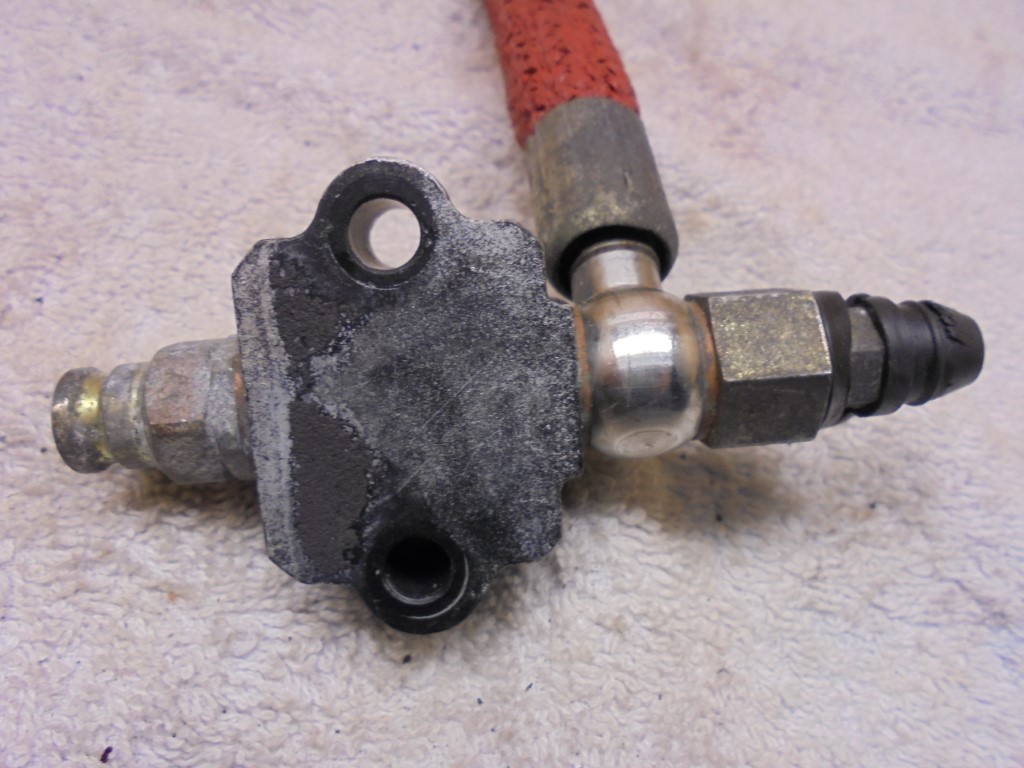 FERRARI F355 355 F1 GEARBOX BLEEDING BLOCK AND PIPE 355 Gearbox ...