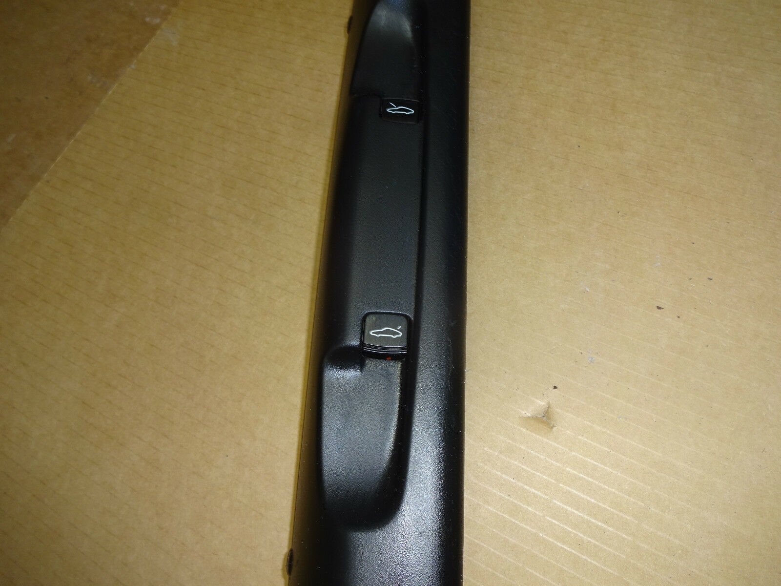 PORSCHE 986 SILL SWITCH RELEASE PORSCHE BOXSTER BONNET & BOOT RELEASE ...