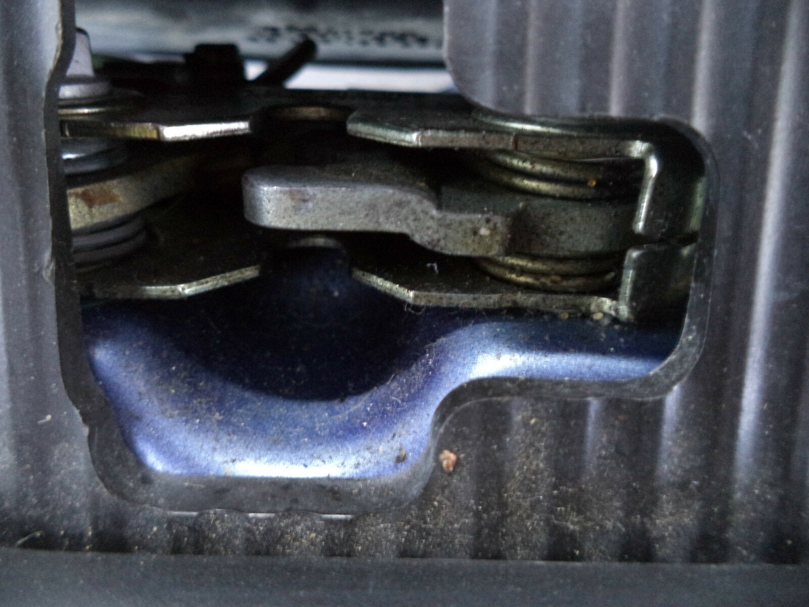 PORSCHE BOXSTER 986 REAR BOOT LOCK CATCH MECHANISM T80XSR