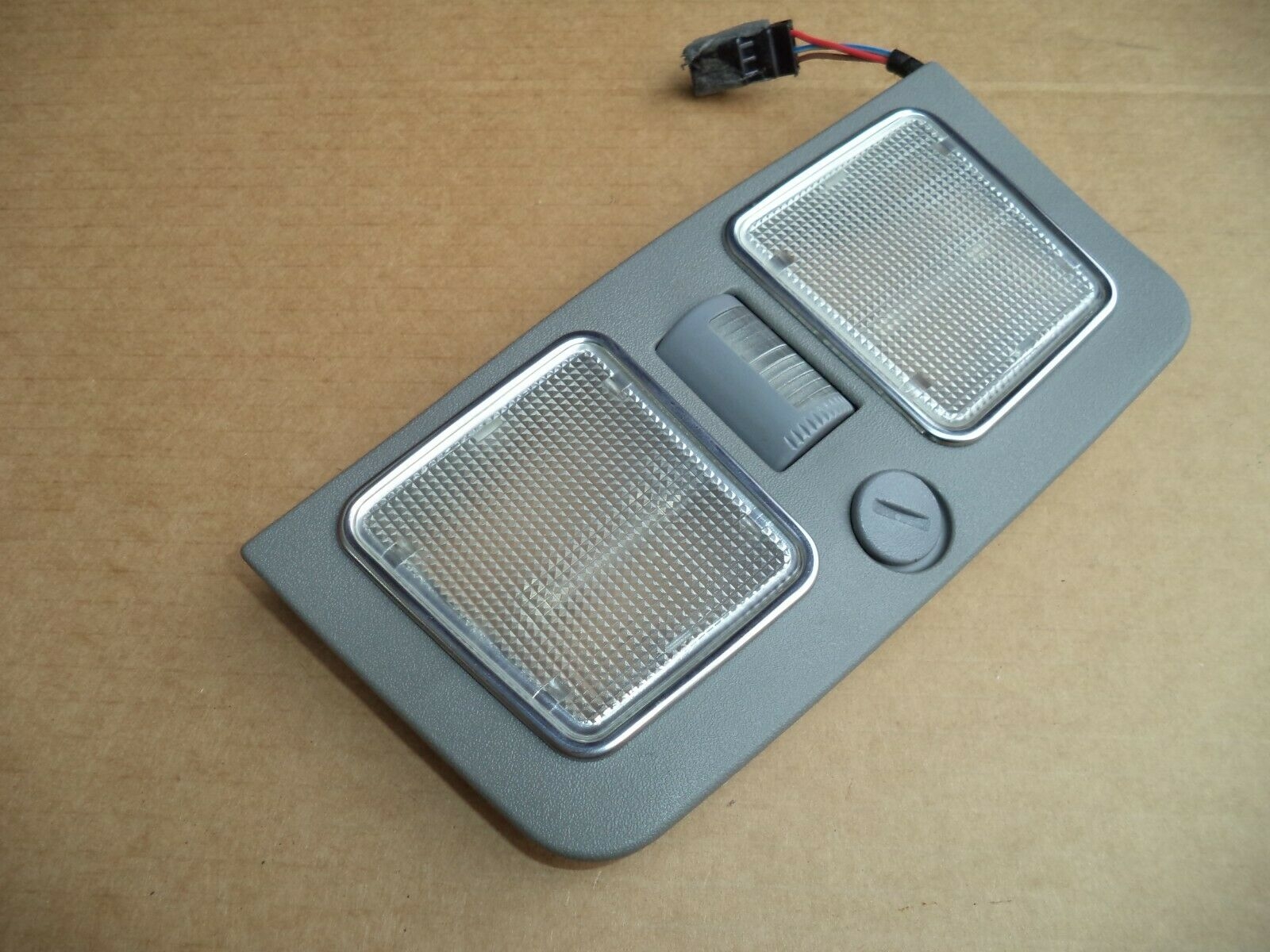 ASTON MARTIN DB7 INTERIOR LIGHT DB7 MAP LIGHT DB7 ROOF LIGHT T570OVG
